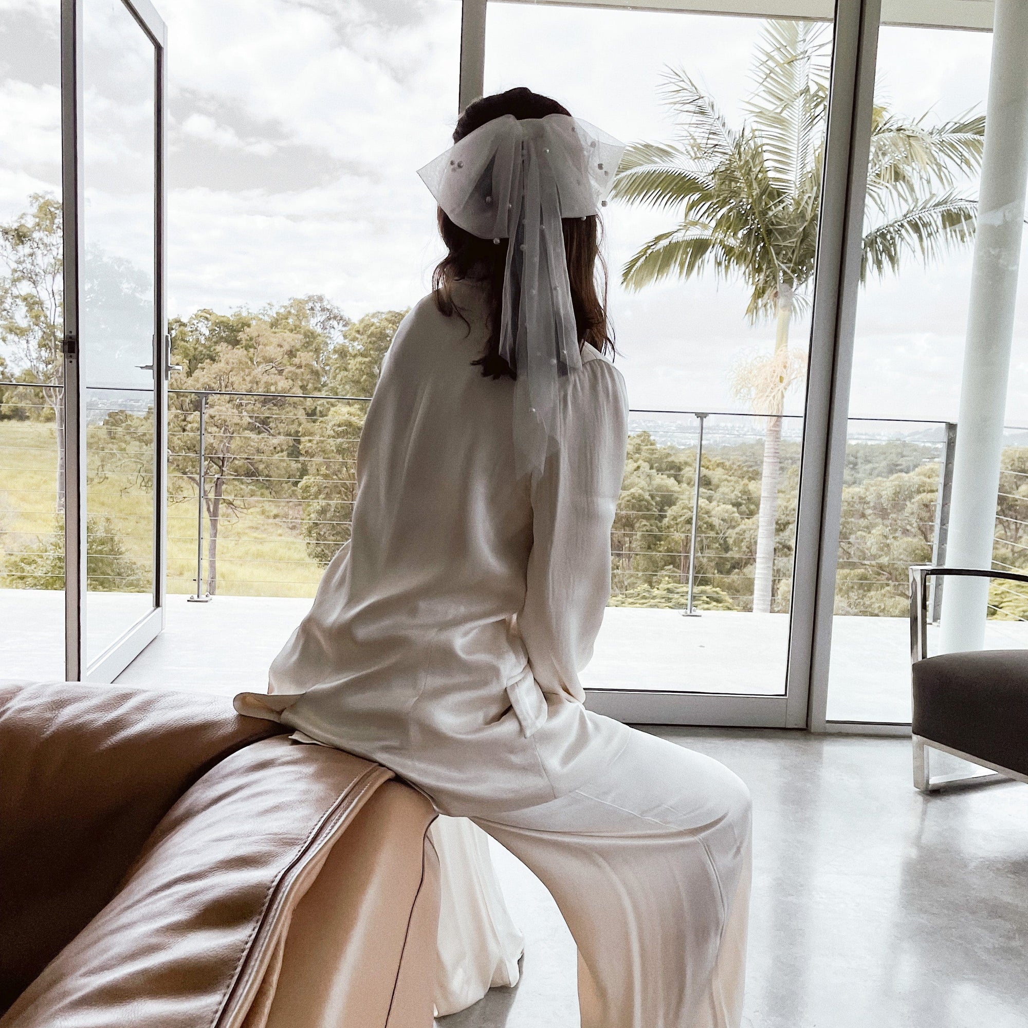 Claya Bride - Hayley Pearl Bow